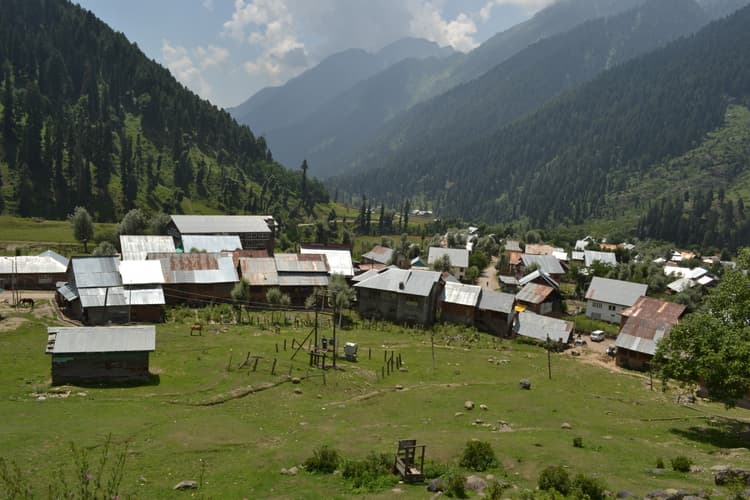 Baisaran Valley, Pahalgam | Backpackers United